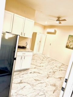 SINGLE ONE PERSON STUDIO for Rent- Վարձով է տրվում մեկտեղանոց ստուդիա ...